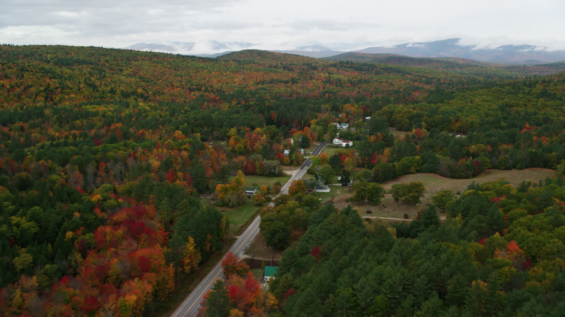 Country Roads Aerial Stock Footage and Photos - 228 Results | Axiom Images